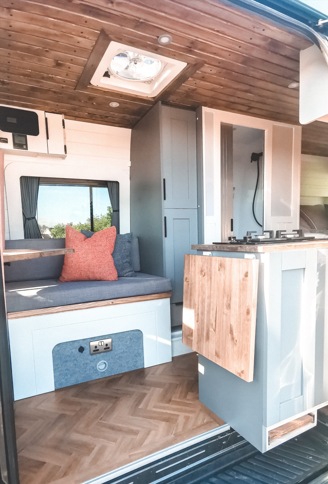 Camper Vamper – We Convert Vans into Bespoke Campervans